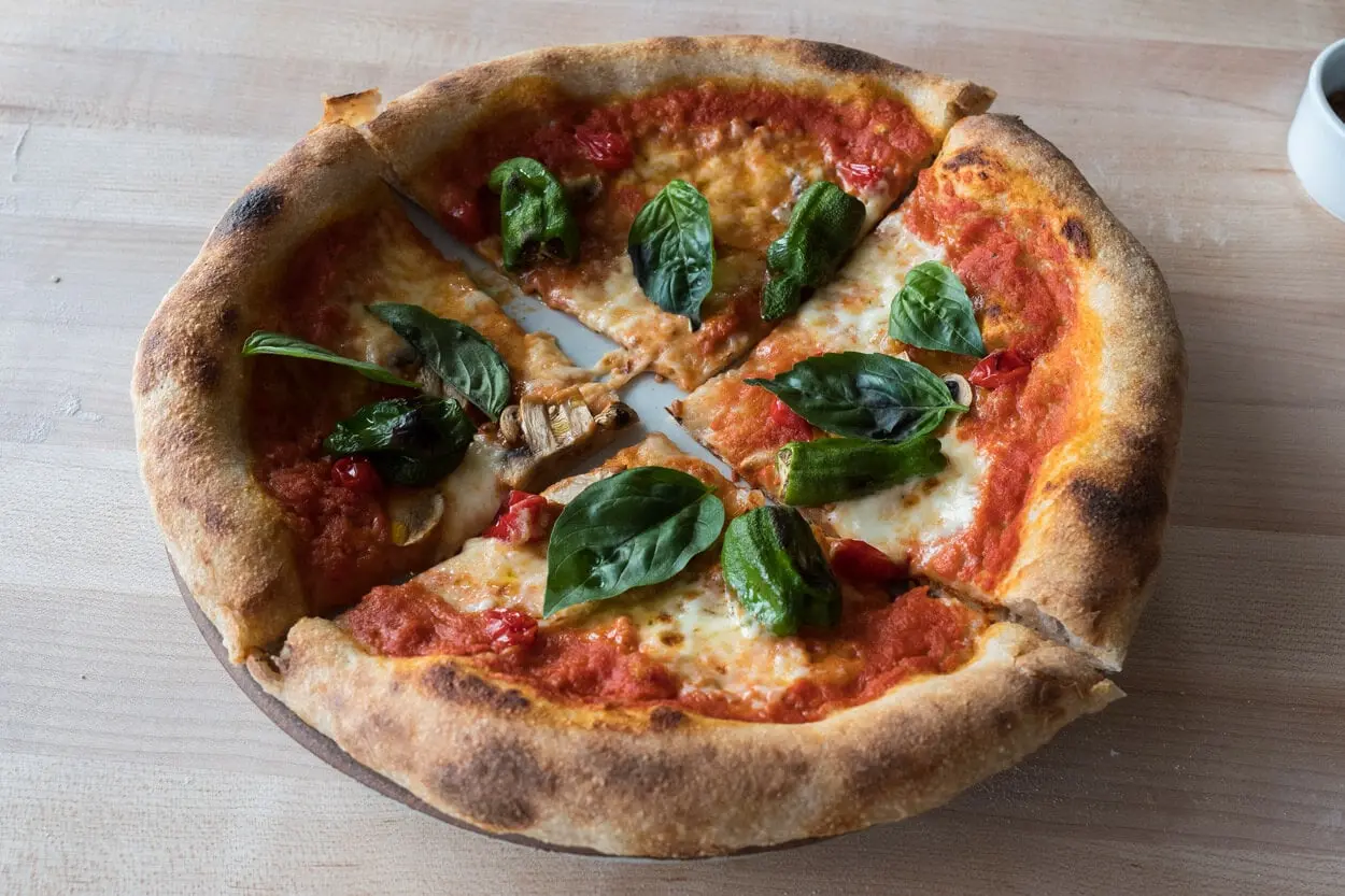 How Long to Cook Pizza in Oven: A Guide to Getting the Perfectly Baked ...